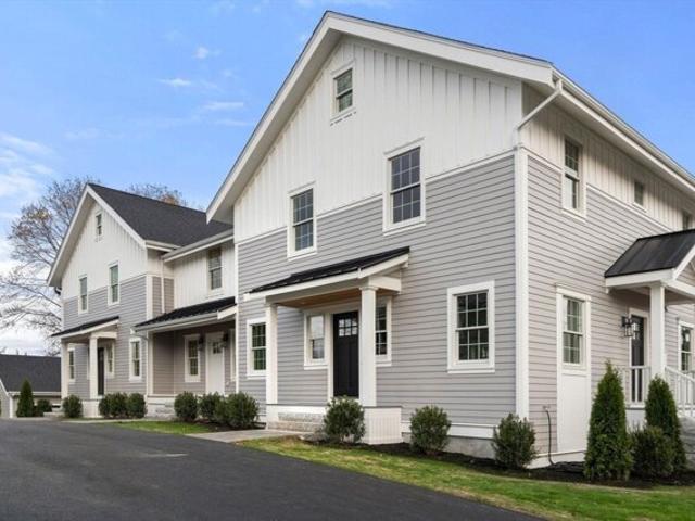 Oak St Unit A, Wellesley, Condo For Sale