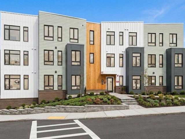 Oak St Unit,boston, Condo For Sale