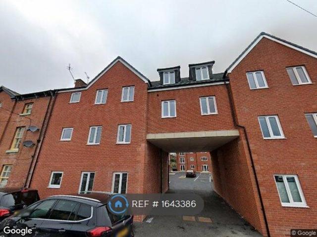 Oak Street, Oswestry SY11, 2 bed flat to rent, £900 pcm | PrimeLocation