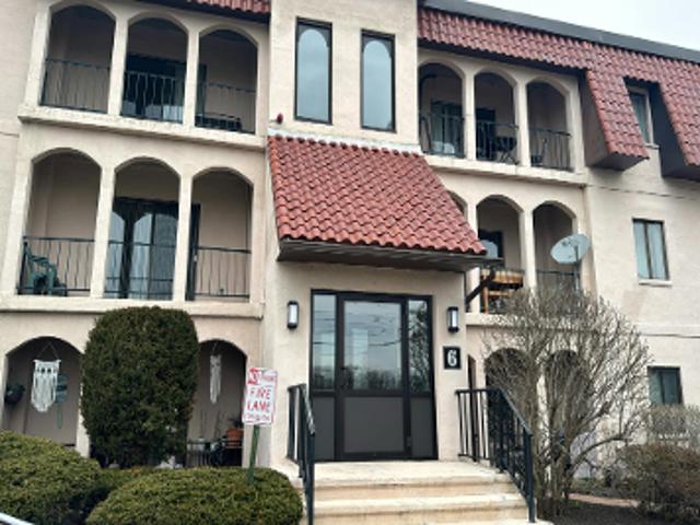 Oak Street, Unit 26 6 Aka Building 26, Unit 6 Madrid Square Condominium