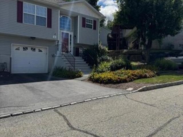 Oak Point Dr Unit,hamburg, Condo For Sale