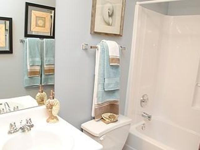 Oak Pointe Apartment Homes 2 Bedroom Apartment for Rent at 112 Davenport Rd, Simpsonville, SC 29680