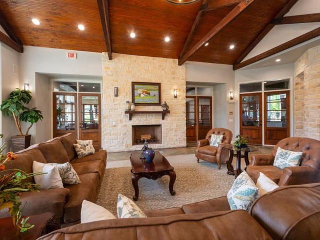 Oak Park Trails 3 Bedroom Apartment for Rent at 2005 S Mason Rd, Katy, TX 77450