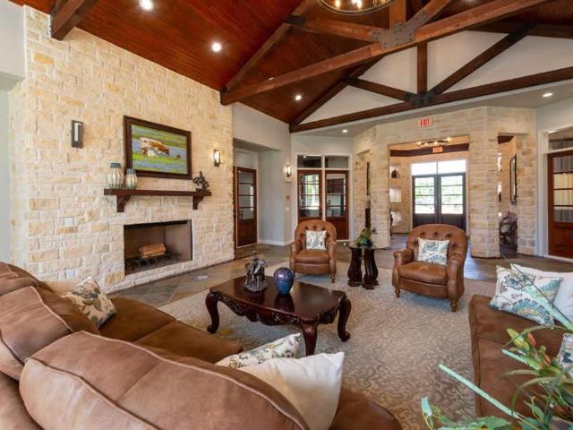 Oak Park Trails 1 Bedroom Apartment for Rent at 2005 S Mason Rd, Katy, TX 77450