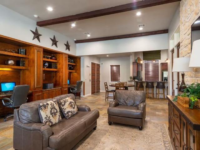 Oak Park Trails 2 Bedroom Apartment for Rent at 2005 S Mason Rd, Katy, TX 77450