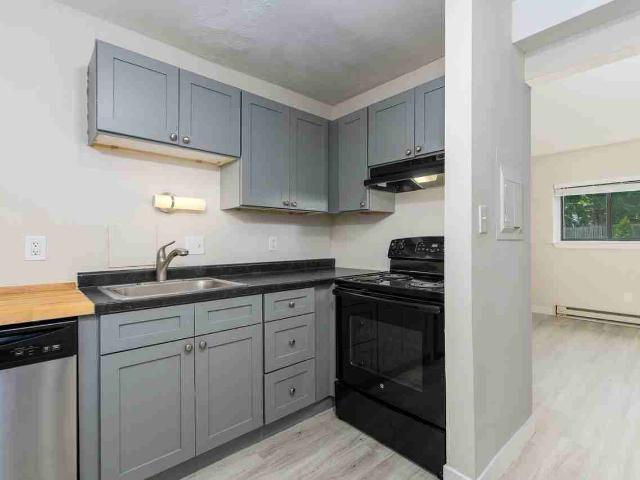 Oak Park Apartments 1 Bedroom Apartment for Rent at 7912 Olde English Rd, Saint Louis, MO 63123