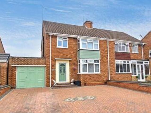 Oak Park Road, Wordsley, 3 Bedroom Semi detached