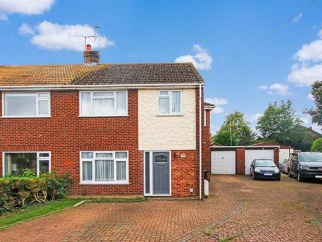 Oak Piece, North Weald, 4 Bedroom Semi detached