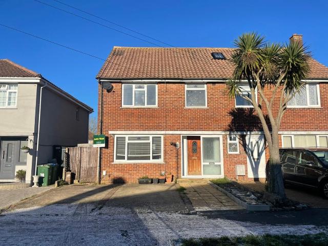 Oak Road, Fareham PO15, 3 bed property to rent, £1,500 pcm | PrimeLocation