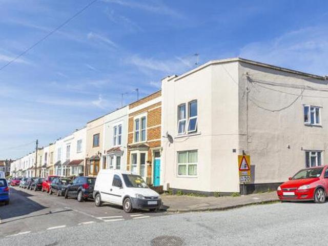 Oak Road, Horfield, 3 Bedroom Apartment