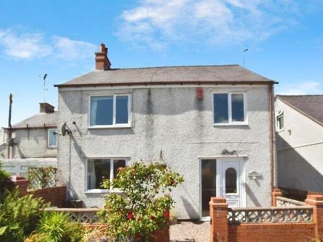 Oak Road, Ponciau, 3 Bedroom Detached