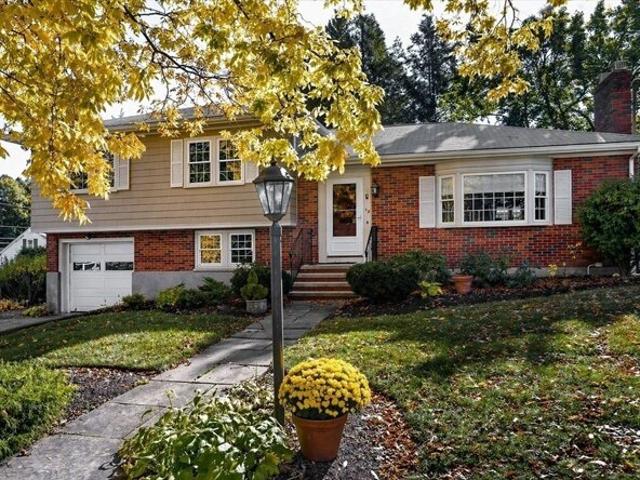 Oak Ridge Cir, Weymouth, Home For Sale
