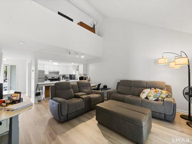 Oak Ridge Dr Unit,windsor Locks, Home For Sale