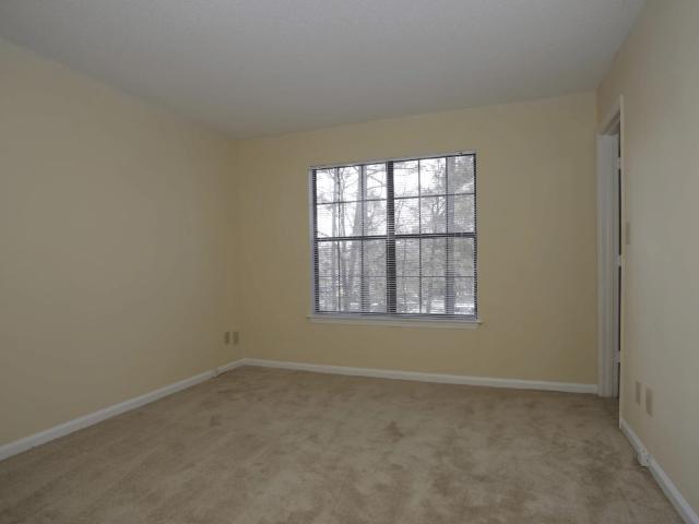 Oak Ridge Trace I Apartments Located in Morrow, GA 1 Bedroom Apartment for Rent at 100 Claridge Park Dr, Morrow, GA 30260