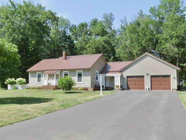 Oak Wood Dr, Gorham, Home For Sale