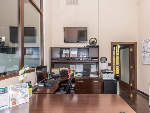 Oak Walk 2 Bedroom Apartment for Rent at 4098 San Pablo Ave, Emeryville, CA 94608