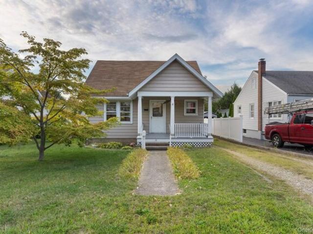 Oak Ter, Suffern, Home For Sale