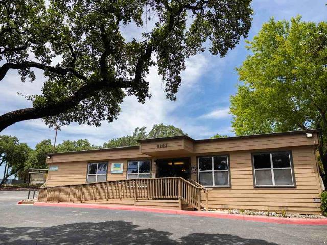 Oak Terrace 3 Bedroom Apartment for Rent at 9203 W Interstate 10, San Antonio, TX 78230 Vance Jackson
