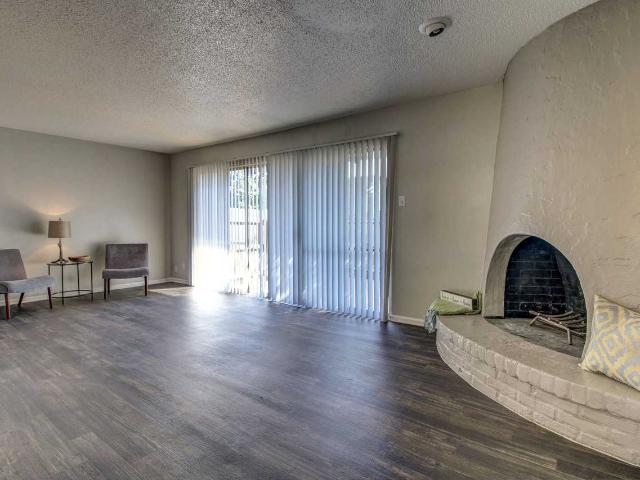 Oak Terrace Studio Apartment for Rent at 9203 W Interstate 10, San Antonio, TX 78230 Vance Jackson