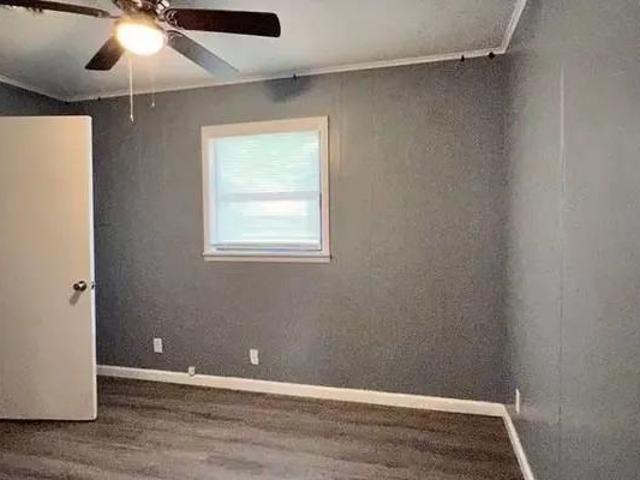 Oak Tree Apartments 1 Bedroom Apartment for Rent at 513 Pinecrest Street, McMinnville, TN 37110
