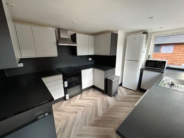 Oak tree lane, Birmingham B29 6 bed property to rent £2,394 pcm £552 pw