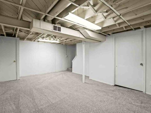 Oak Village 2 Bedroom Apartment for Rent at 2758 Ackley Ave, Westland, MI 48186 Westland