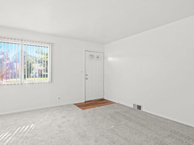 Oak Village 2 Bedroom Apartment for Rent at 2758 Ackley Ave, Westland, MI 48186 Westland