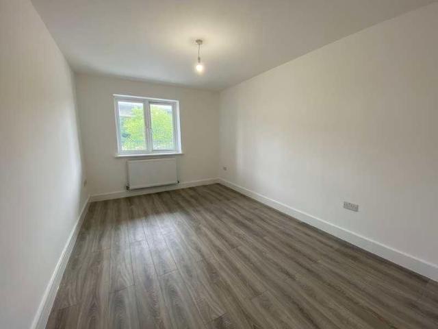 Oakbank Road, SO19