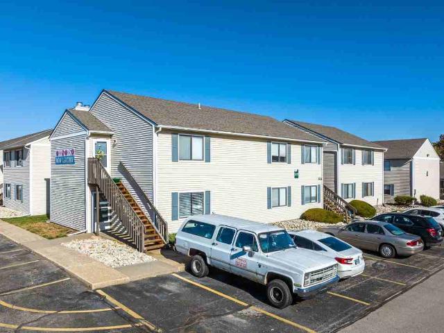 Oakbrook Terrace Apartments 2 Bedroom Apartment for Rent at 3211 Sw Twilight Ct, Topeka, KS 66614