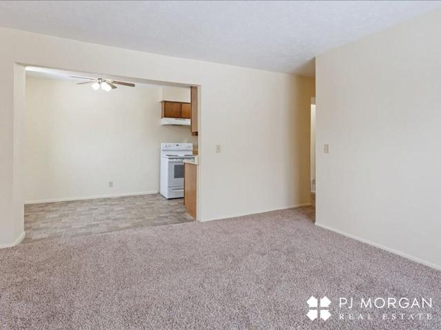 Oakbrook Apartments 2 Bedroom Apartment for Rent at 10808 Oakbrook Cir, Omaha, NE 68154 Oak Brook
