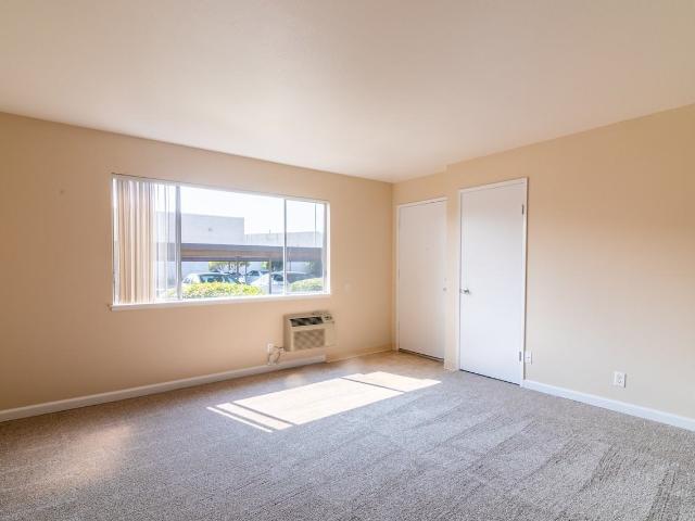 Oakbrook Studio Apartment for Rent at 3650 Buckley Street, Santa Clara, CA 95051