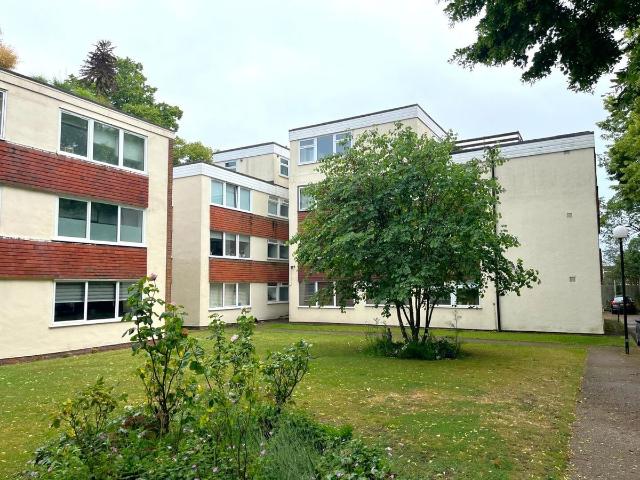 Oakcroft Court, London SE3, 1 bed flat to rent, £1,300 pcm | PrimeLocation