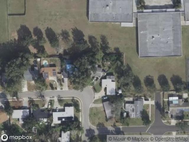 Oakcrest Cir