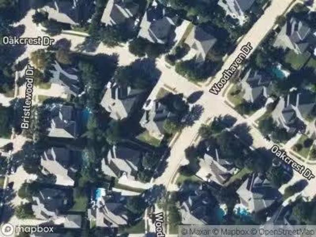 Oakcrest Dr