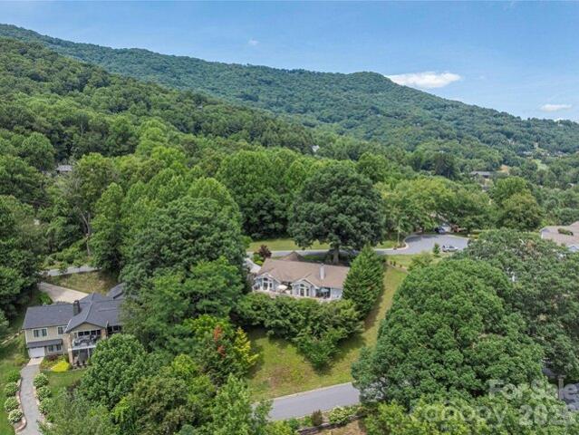 Oakcrest Ln, Waynesville, Home For Sale