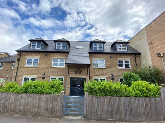 Oakdale Lodge, Tapster Street, Barnet, Herts EN5, 1 bed flat to rent, £1,300 pcm | PrimeLocation