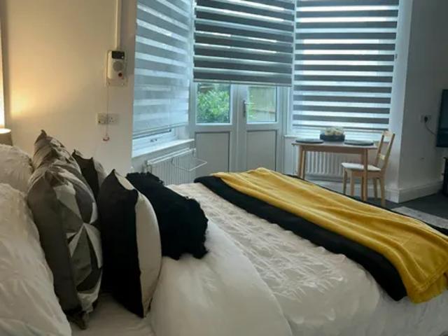 Oakdale Road, London, SW16 2HW, United Kingdom | Studio apartment for rent #160138971 | Rentberry