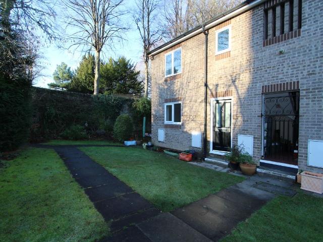 Oakdale Road, Sheffield S7, 1 bed flat to rent, £775 pcm | PrimeLocation