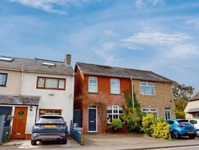 Oakdene, Marshfield Road, 2 Bedroom Semi detached
