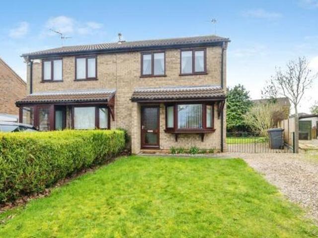 Oakdene Avenue, Bracebridge Heath, 2 Bedroom Semi detached