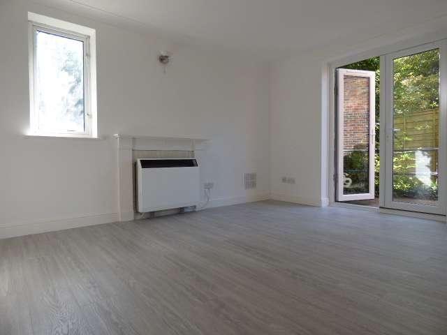 Oakdene Gardens, Fair Oak Road, Fair Oak, Eastleigh, Hampshire, SO50