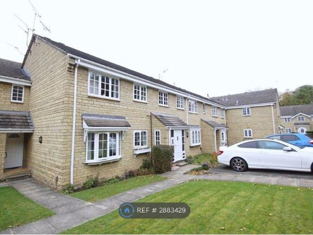 Oakdene Vale, Leeds LS17, 2 bed flat to rent, £1,150 pcm | PrimeLocation
