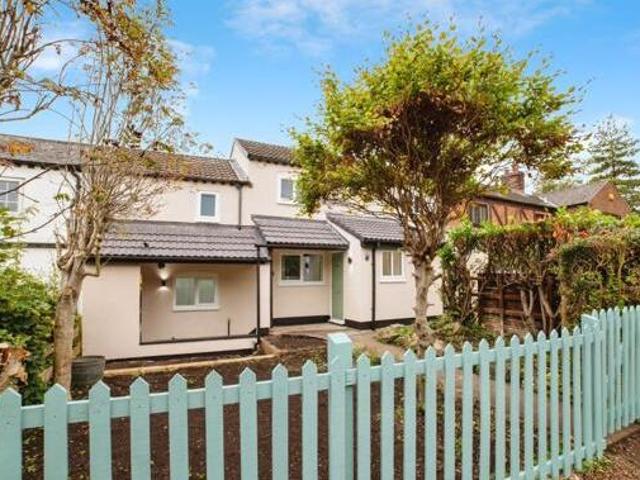 Oakes Row, Ironville, 4 Bedroom Cottage