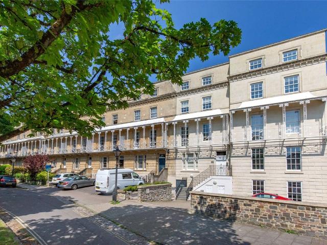 Oakfield Road, Bristol BS8, 2 bed flat to rent, £1,800 pcm | PrimeLocation
