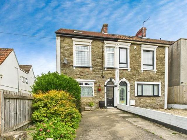 Oakfield Road, Kingswood, 3 Bedroom Semi detached