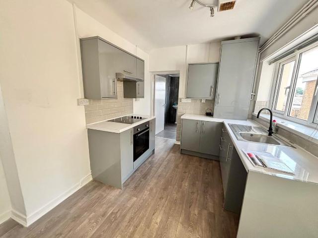 Oakfield Street, Pontarddulais, Swansea SA4, 3 bed end terrace house to rent, £925 pcm | PrimeLocation