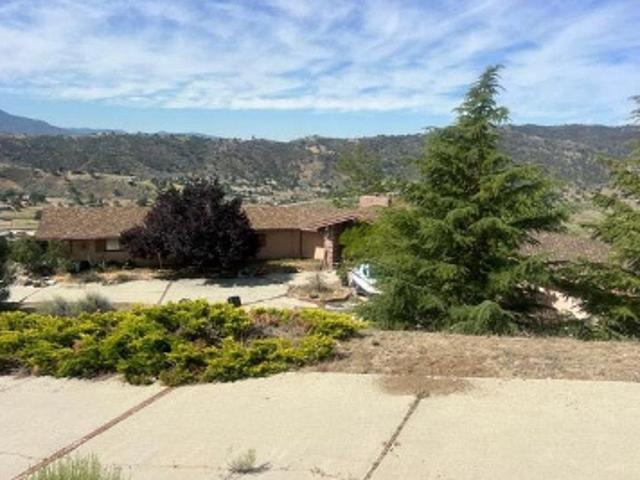Oakflat Dr
