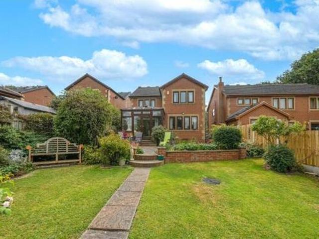 Oakhall Park, Crigglestone, 5 Bedroom Detached