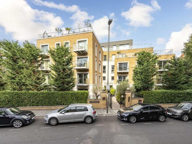 Oakhill Road, London SW15 2 bed flat to rent £3,300 pcm £762 pw