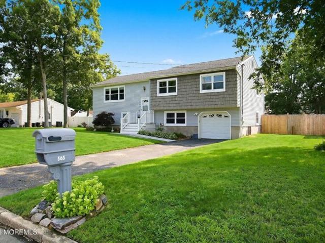 Oakhollow Ln, Lanoka Harbor, Home For Sale